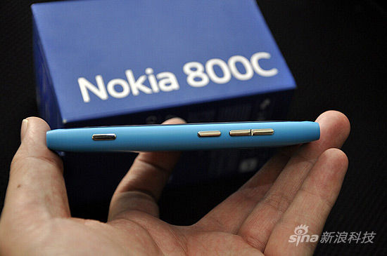 WP7行货六大特色 诺基亚Lumia 800C评测(2)_手机_科技时代_新浪网