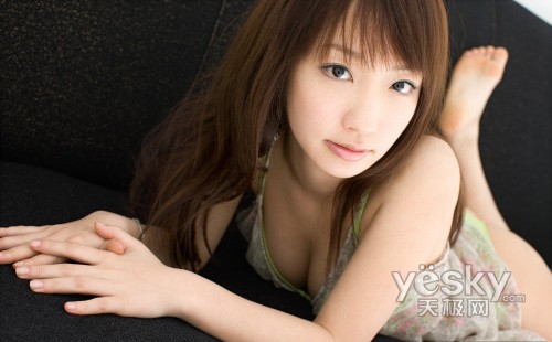 无邪的纯净 美少女Hina Kurumi写真集_数码_科技时代_新浪网