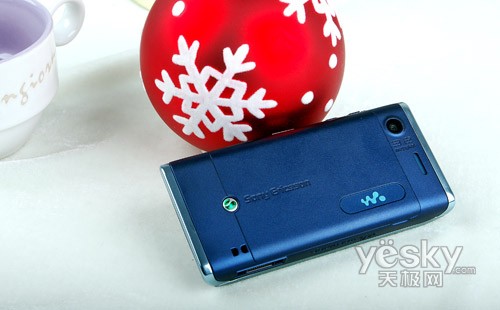 最强中端音乐手机！索尼爱立信W595C评测！_手机_科技时代_新浪网