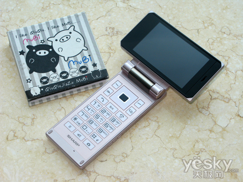 钻石切割 500万像素翻盖夏普SH9120C售2200_手机_科技时代_新浪网