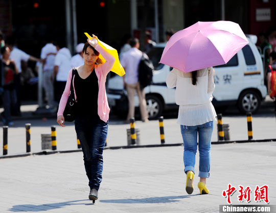 西安“匆忙”入夏 连续2天出现高温 西安 高温 预警 新浪天气预报