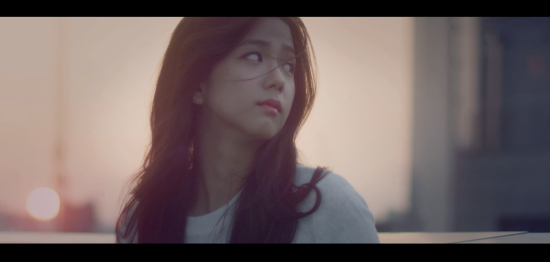 YG新女团成员首演MV 飙演技获赞引热议|YG|新女团|epik_新浪娱乐_新浪网