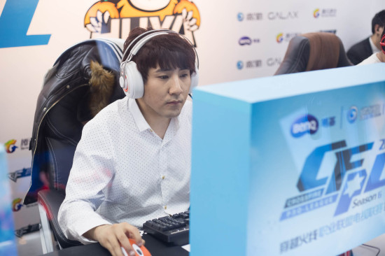 CFPL S6狙神争霸赛专访逗比7y 且行且珍惜_CF穿越火线_CF穿越火线下载_CF官网合作网站_CF视频_CF百宝箱_网络游戏_新浪游戏_新浪网