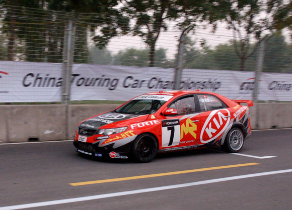 CTCC第六站2000cc排位赛：起亚车队卢家骏进三甲_赛车-中国赛车_新浪竞技风暴_新浪网
