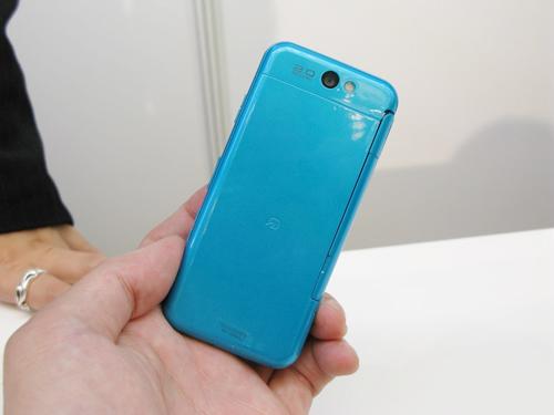 MM御用手机 夏普超可爱滑盖机825SH赏_手机_科技时代_新浪网