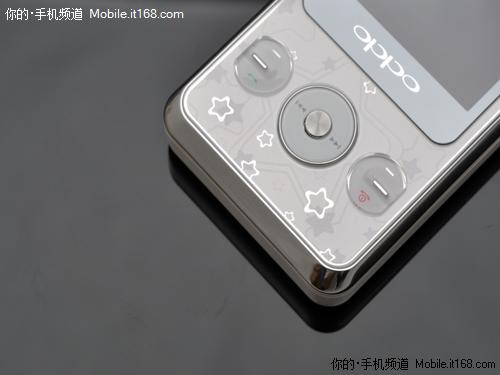 简约时尚 OPPO滑盖音乐手机A203图赏_手机_科技时代_新浪网