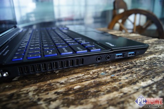 独具“匠”心设计 富士通LH772评测(3)_笔记本_科技时代_新浪网