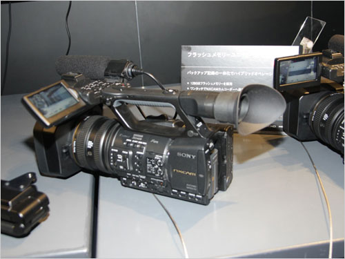索尼发布AVCHD业务用系列「NXCAM」摄像机_数码_科技时代_新浪网