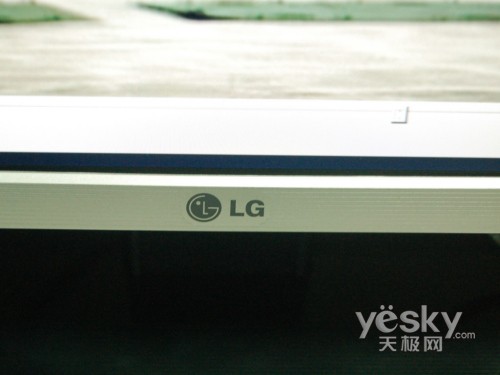 LG L1753S 17寸普屏液晶显示器售价1630_硬件_科技时代_新浪网