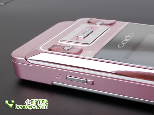 OPPO粉嫩滑盖教派A201初评：外观篇_笔记本_科技时代_新浪网