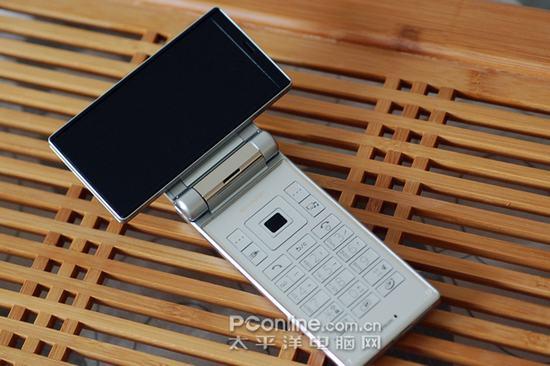 ASV顶级液晶屏 夏普全能旗舰9020C美图_手机_科技时代_新浪网