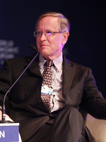 图文：美国东西方中心主席E.Morrison|达沃斯|东西方中心|Charles-E.Morrison_新浪财经_新浪网