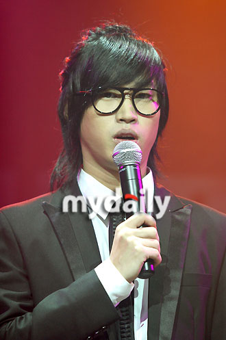 韩国歌手Tablo出席新专辑SHOW CASE_影音娱乐_新浪网