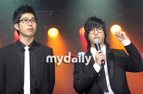 Tablo《Eternal Morning》主打歌《白色》MV被韩国三大电视台全部封杀_影音娱乐_新浪网