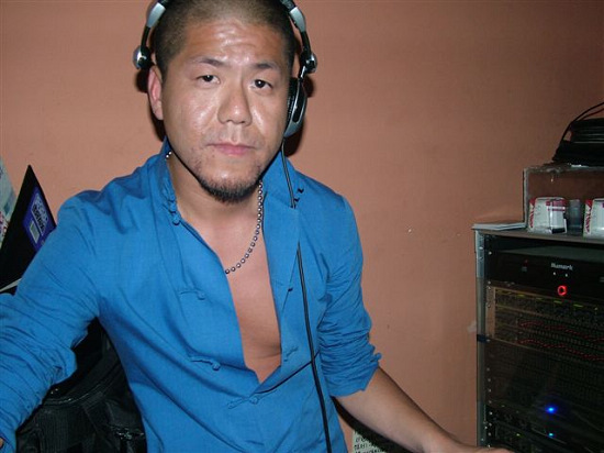 北京Zoo电子音乐节-DJ Poppy简介_影音娱乐_新浪网