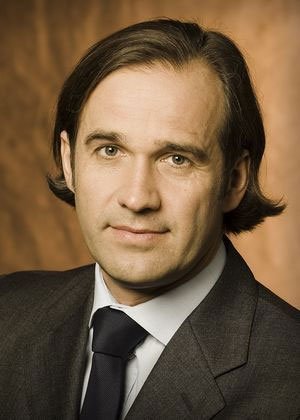 动视制定新策略意图染指二手游戏市场_电视游戏_新浪游戏_新浪网